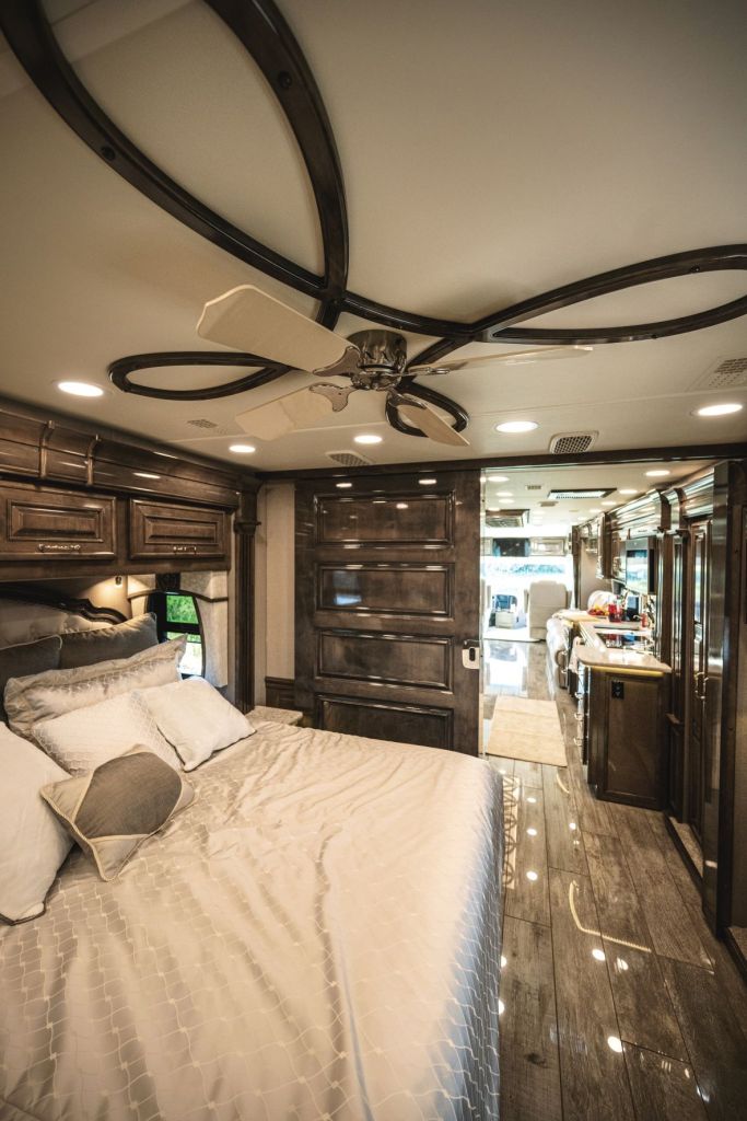 Class A Motorhomes from Traveland RV - Traveland RV Blog